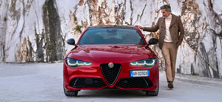 Alfa Romeo Giulia | Sports Cars | Alfa Romeo Ireland